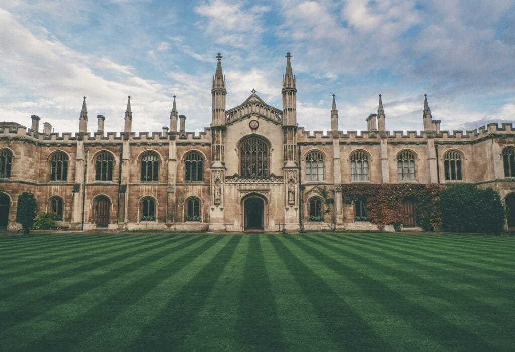 UK Medical School Rankings 2025 – Compare Top Universities | Med School ...
